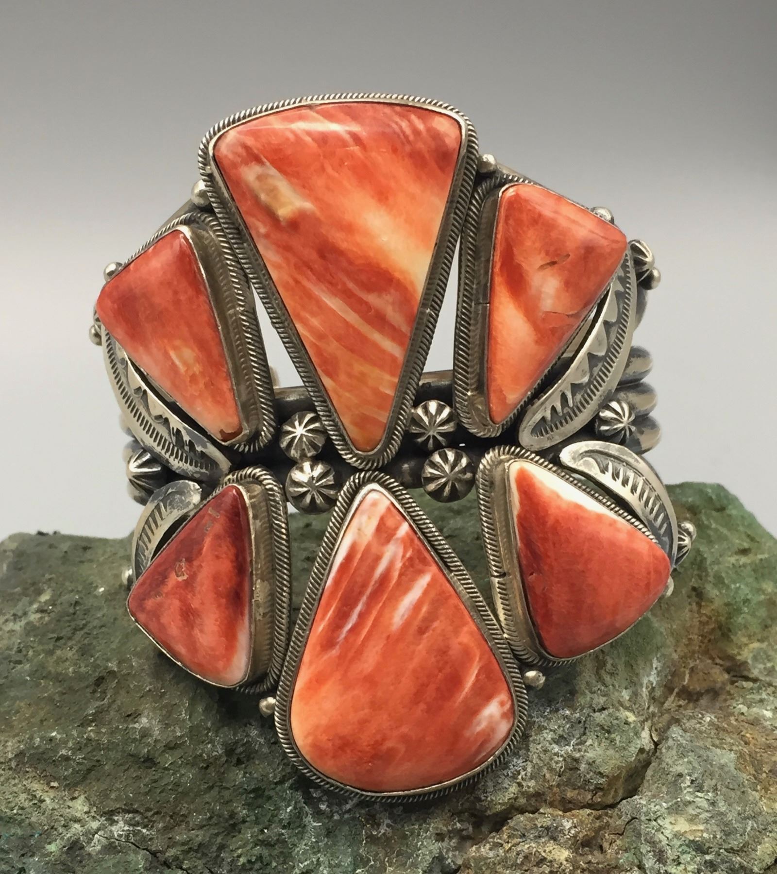 Six Stone Spiny Oyster Bracelet