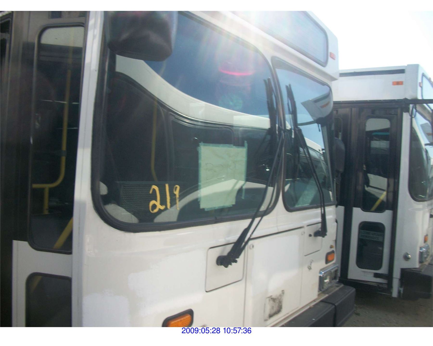 2003 - NEW FLYER D40LF