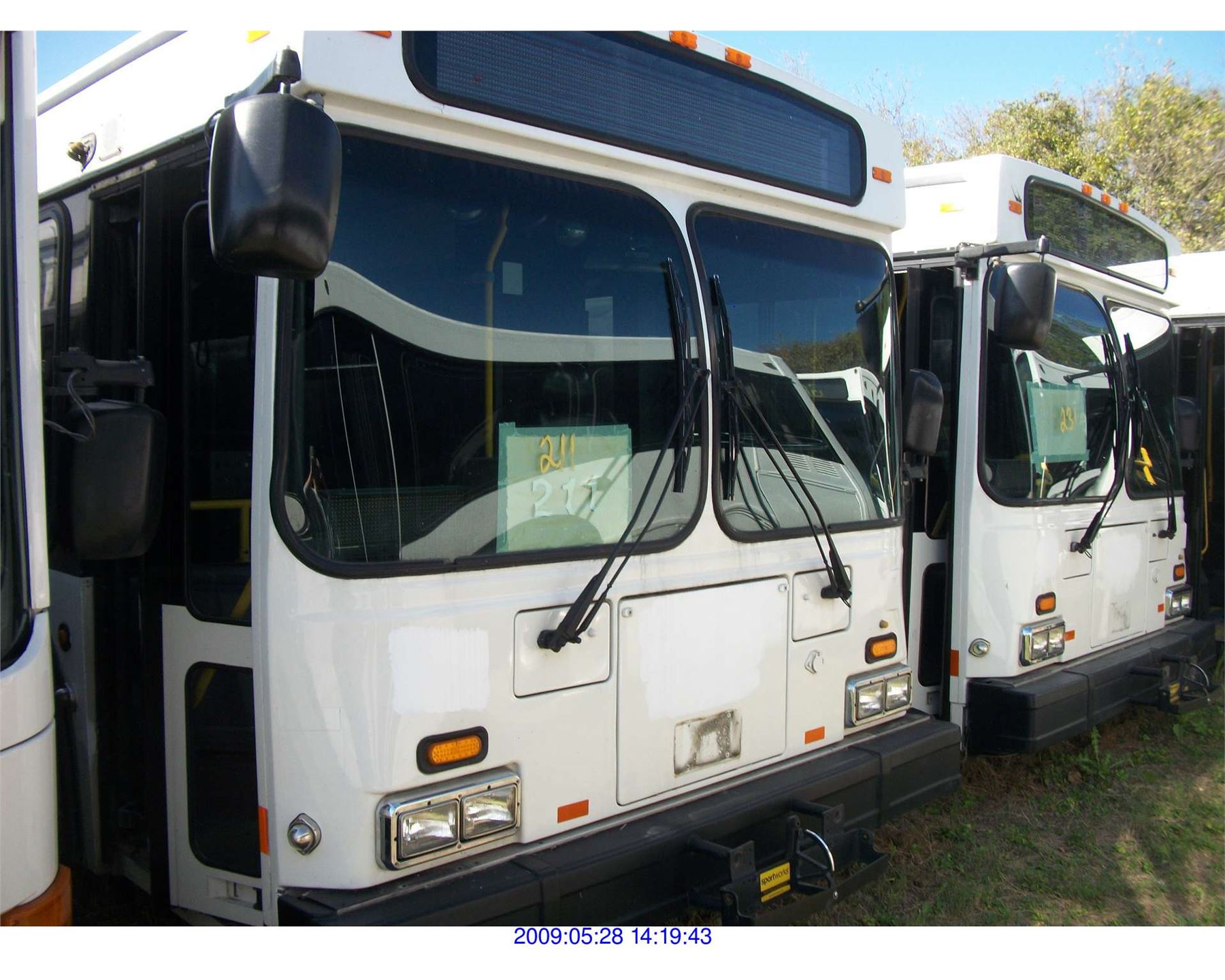 2003 - NEW FLYER D40LF