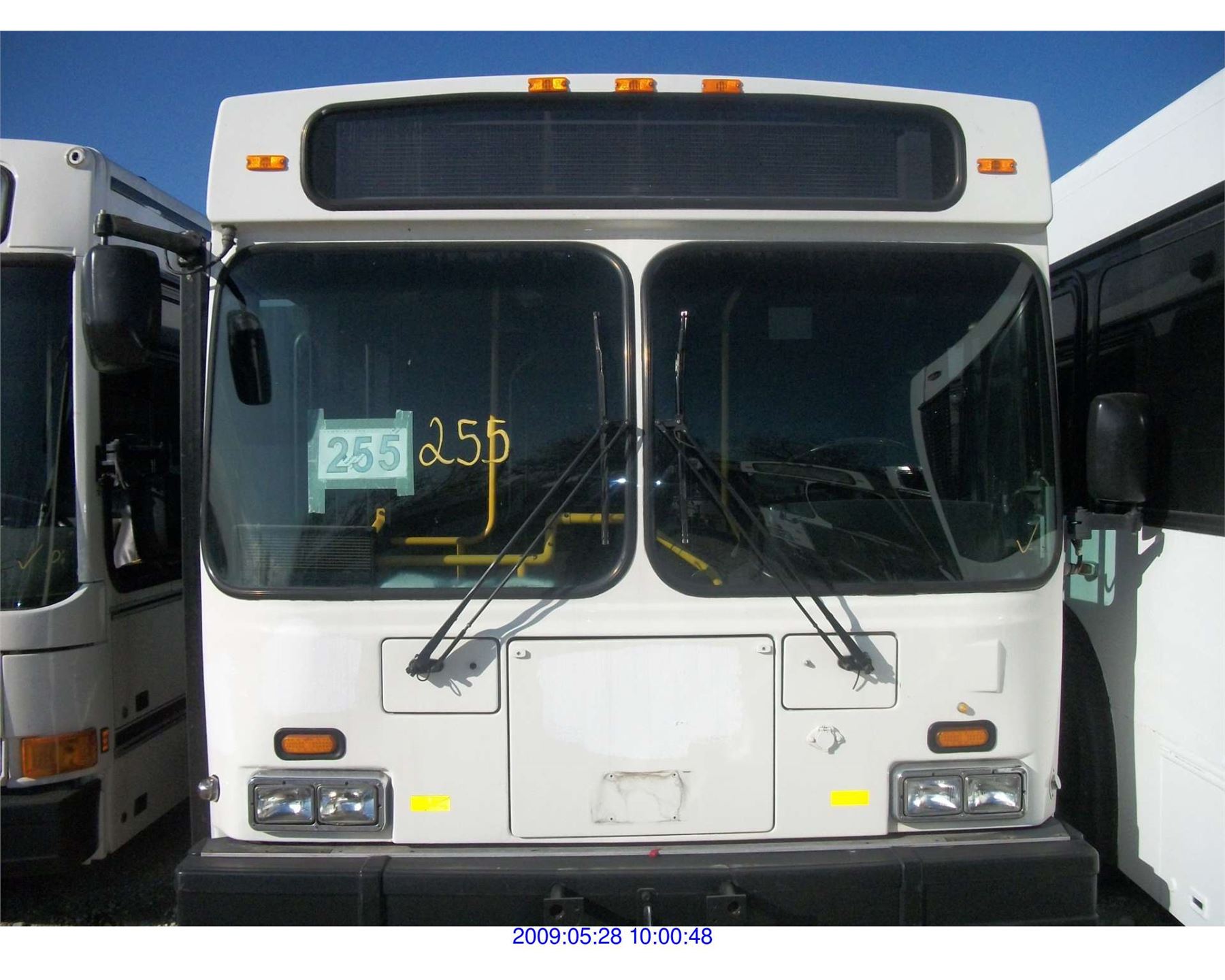 2003 - NEW FLYER D40LF