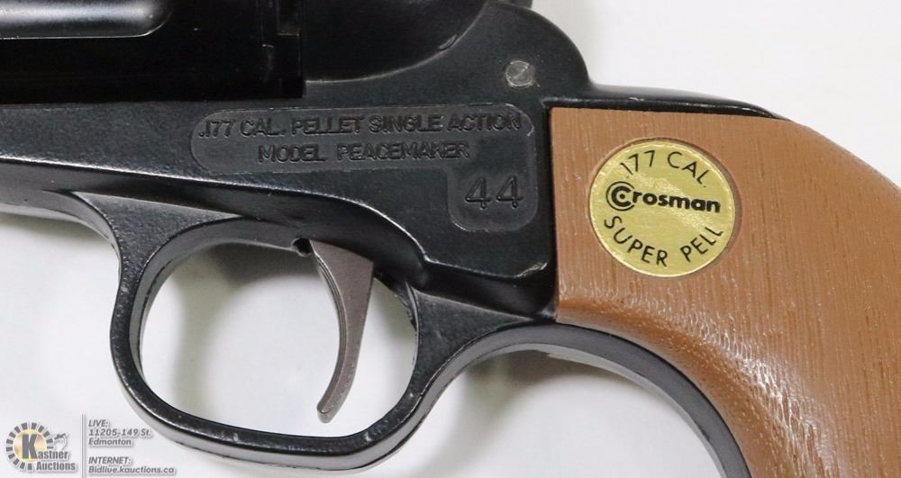 CROSSMAN CO2 PELLET GUN.
