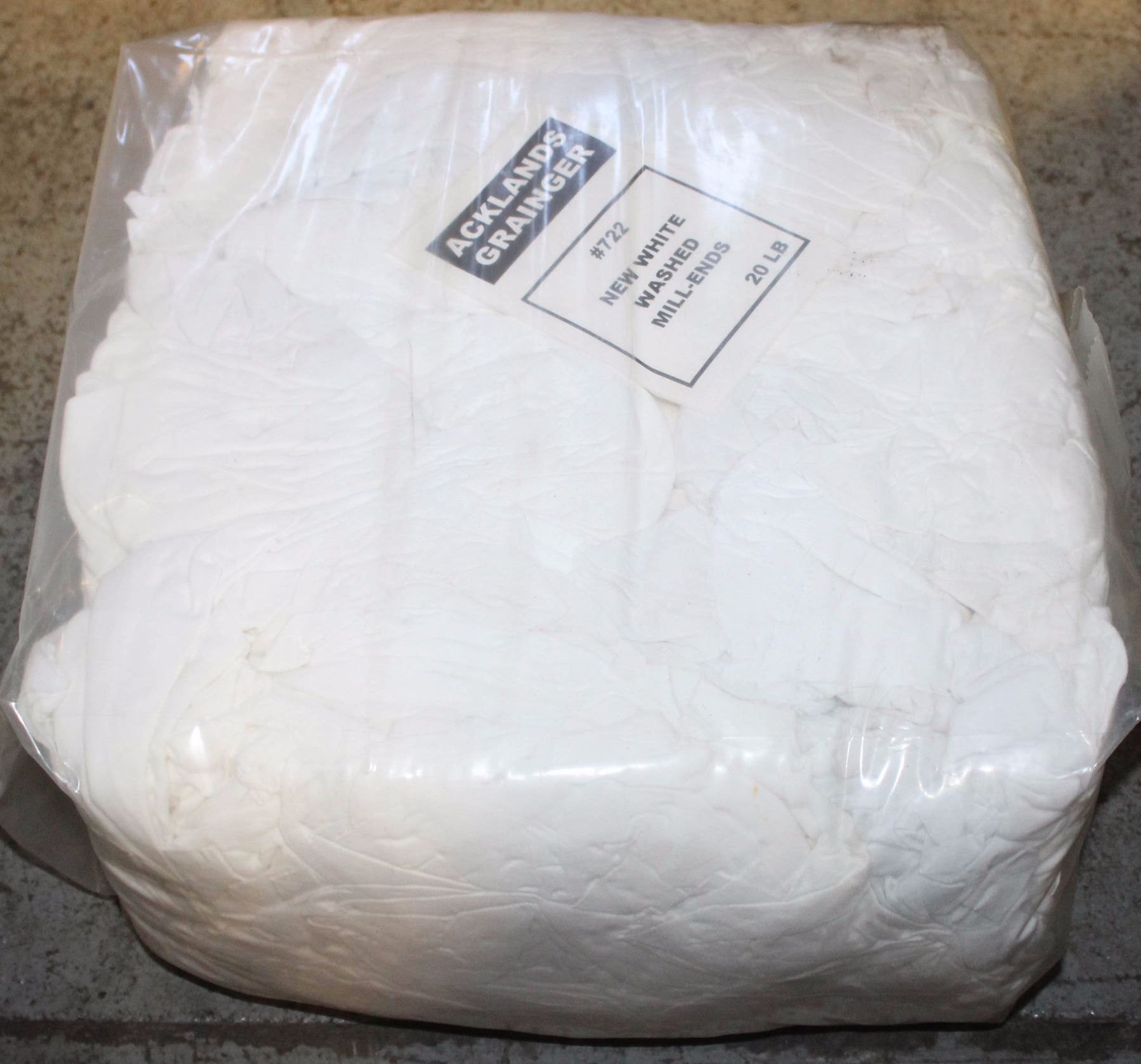 20LB BUNDLE OF WHITE RAGS