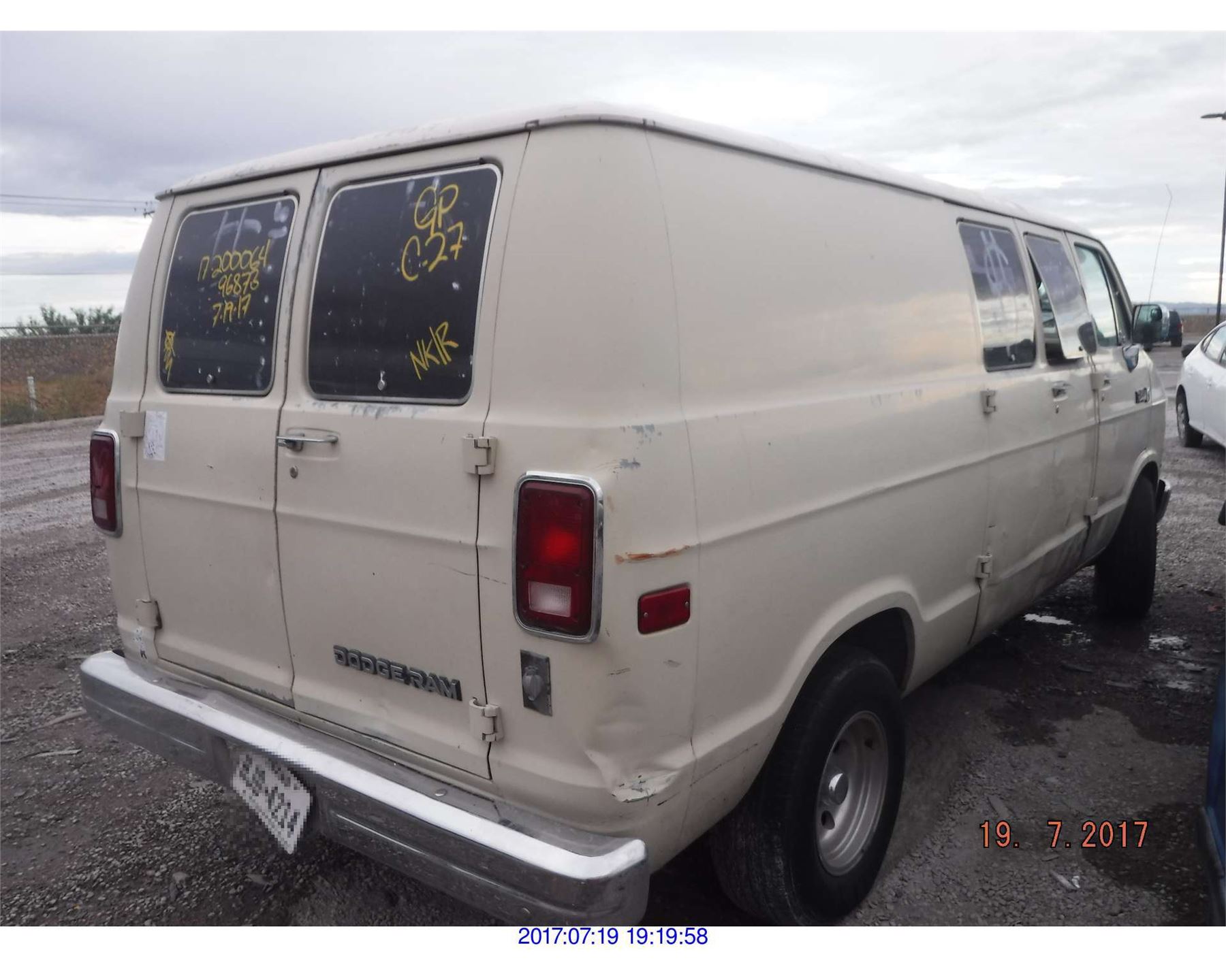 1990 - DODGE B250 RAM VAN