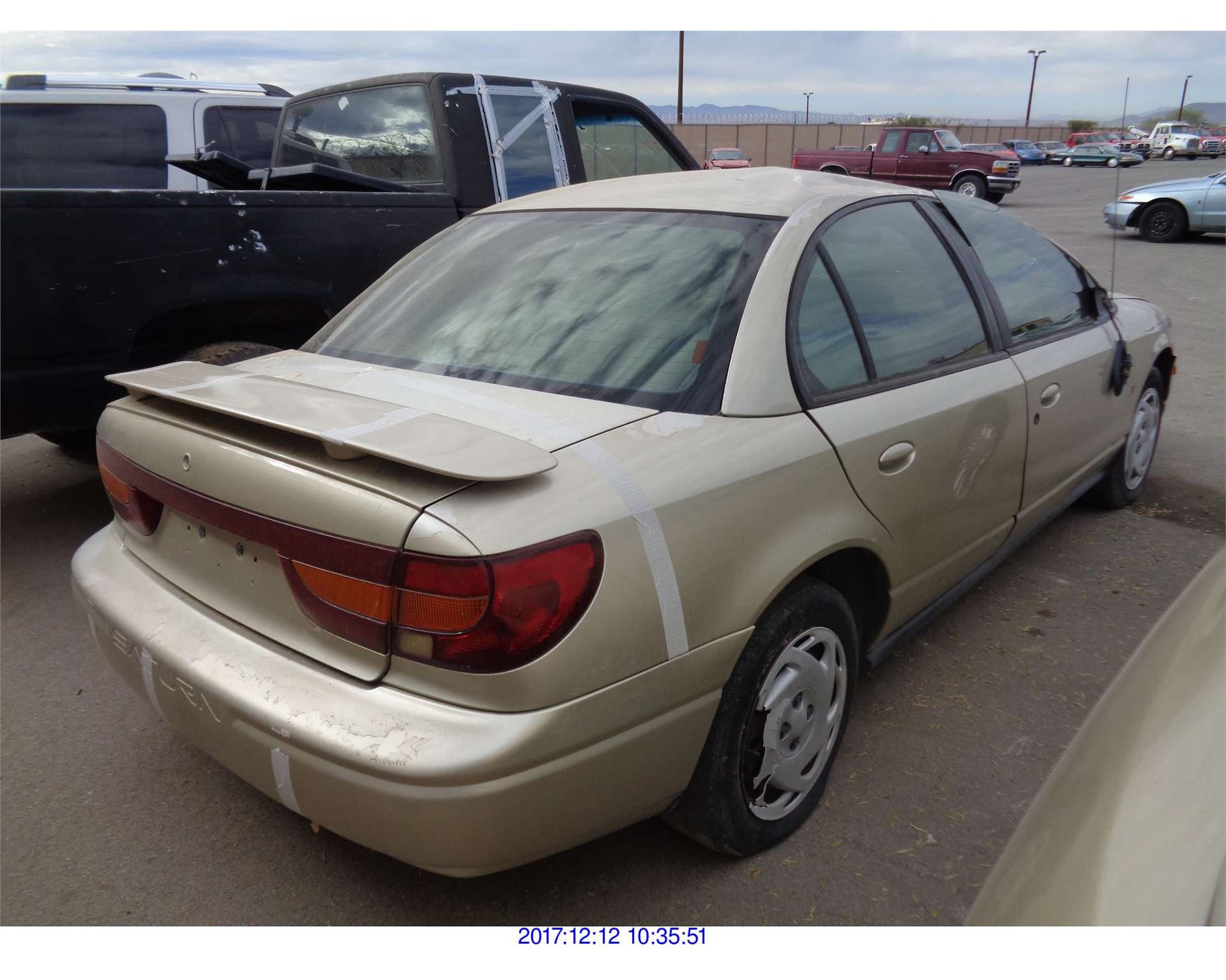 2001 - SATURN SL2