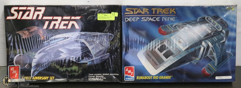 2 STARTREK/DEEP SPACE NINE MODEL SPACESHIP KITS