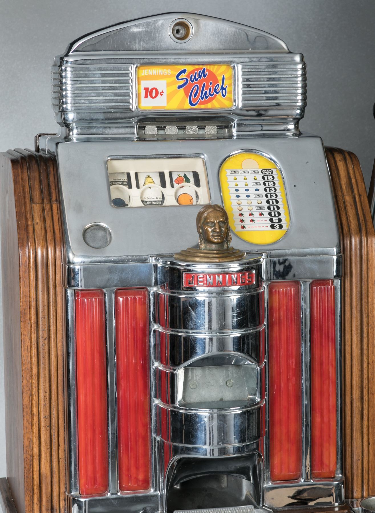 Jennings Sun Chief Slot Machine