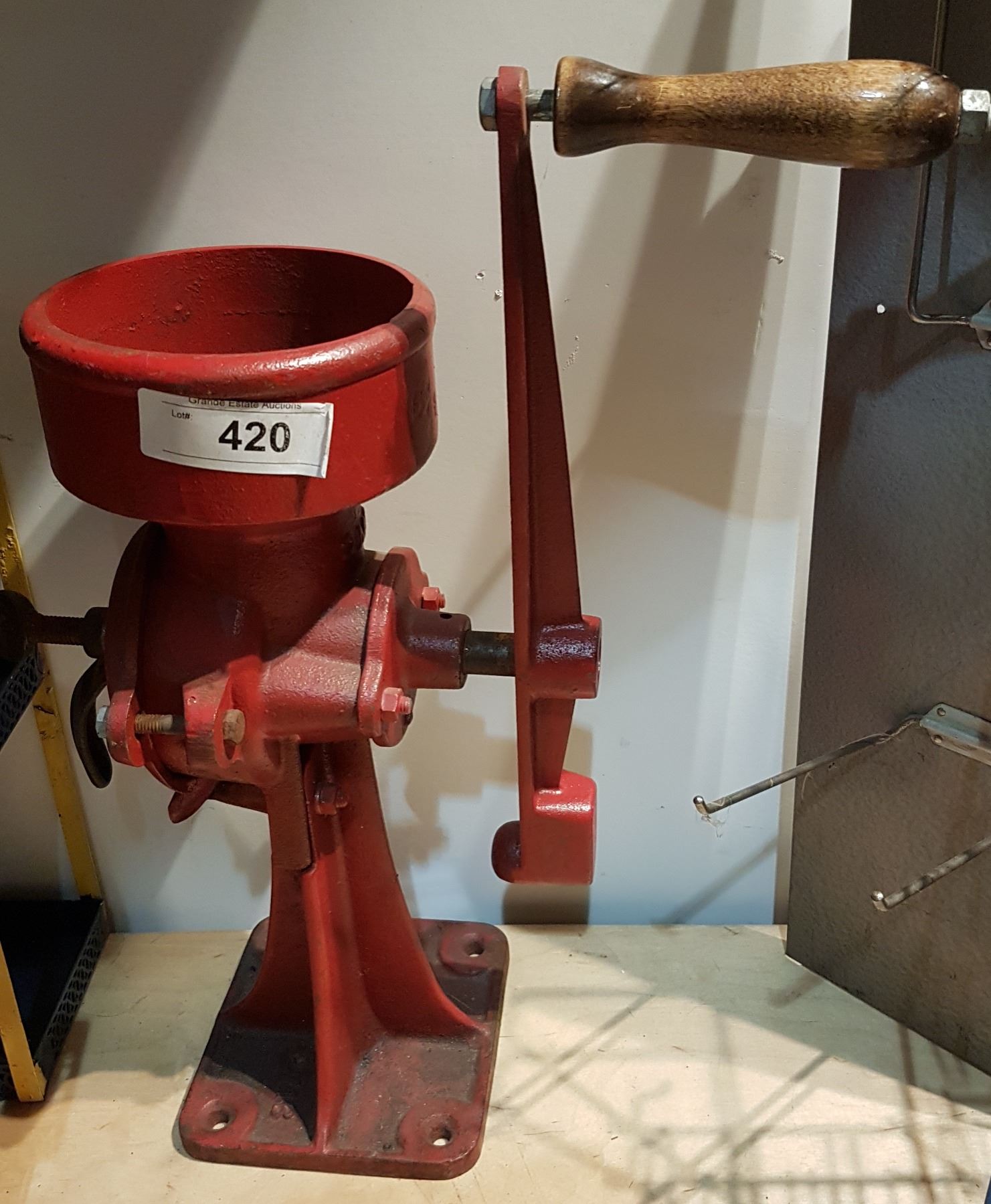 ANTIQUE CAST IRON GRINDER