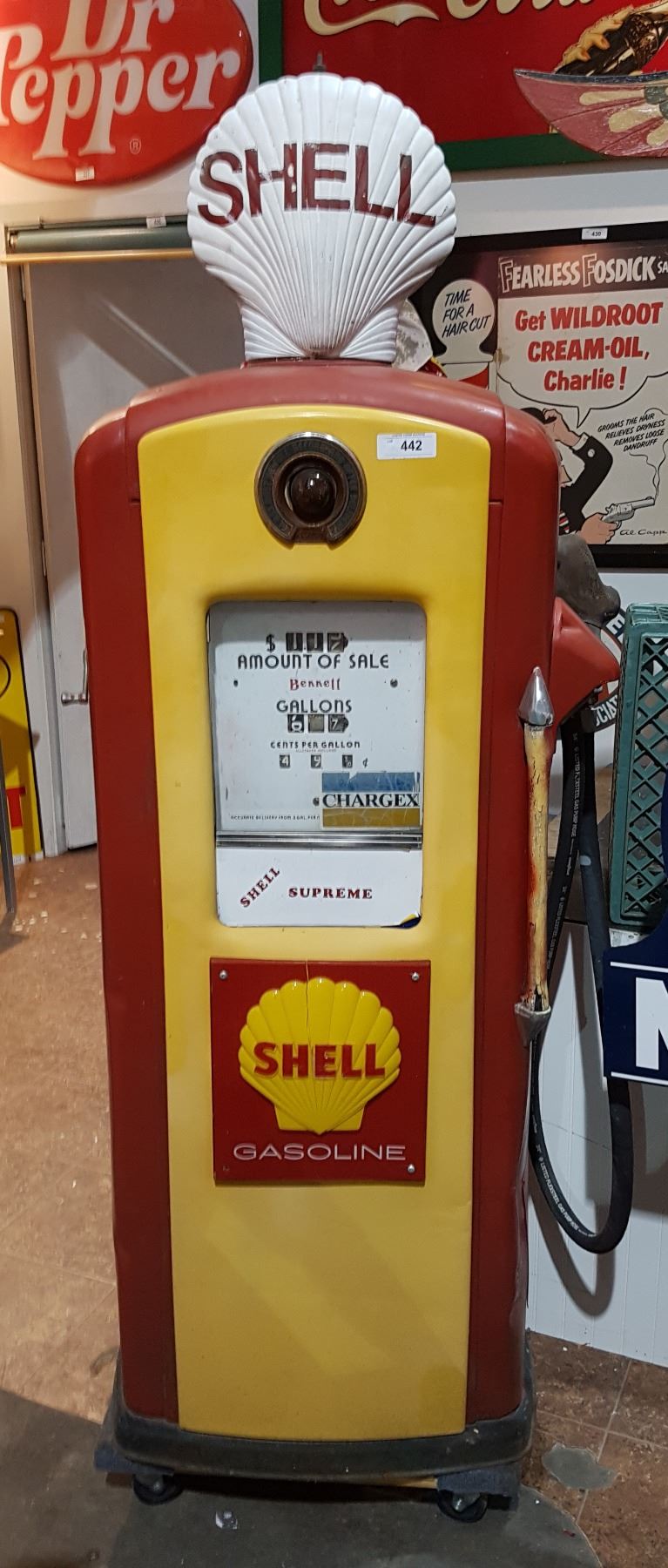 1950's BENNETT SHELL GAS PUMP