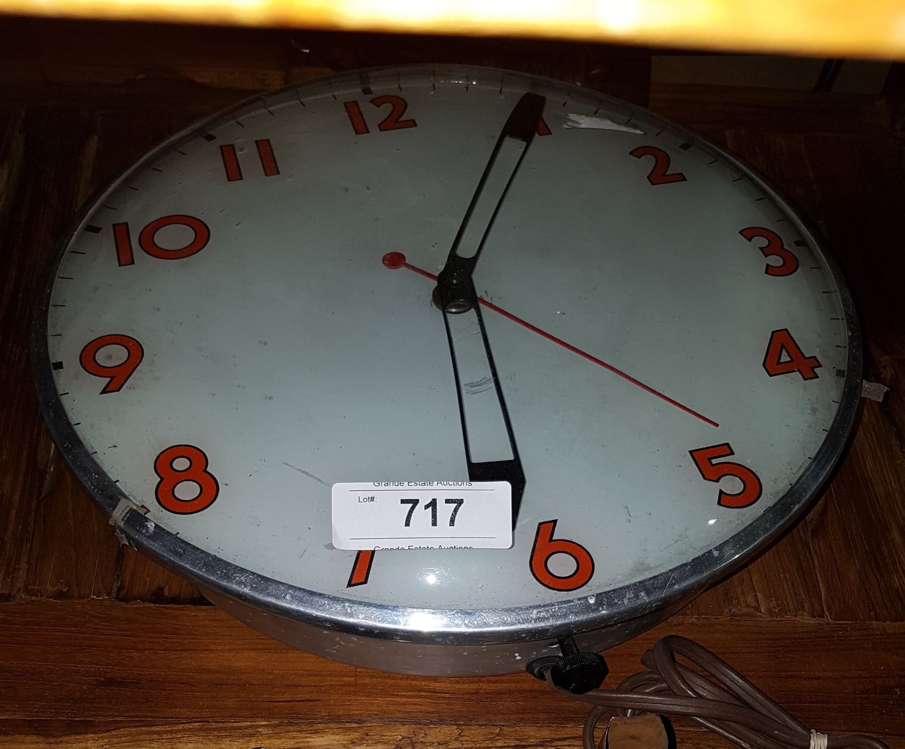 VINTAGE BUBBLE GLASS CLOCK