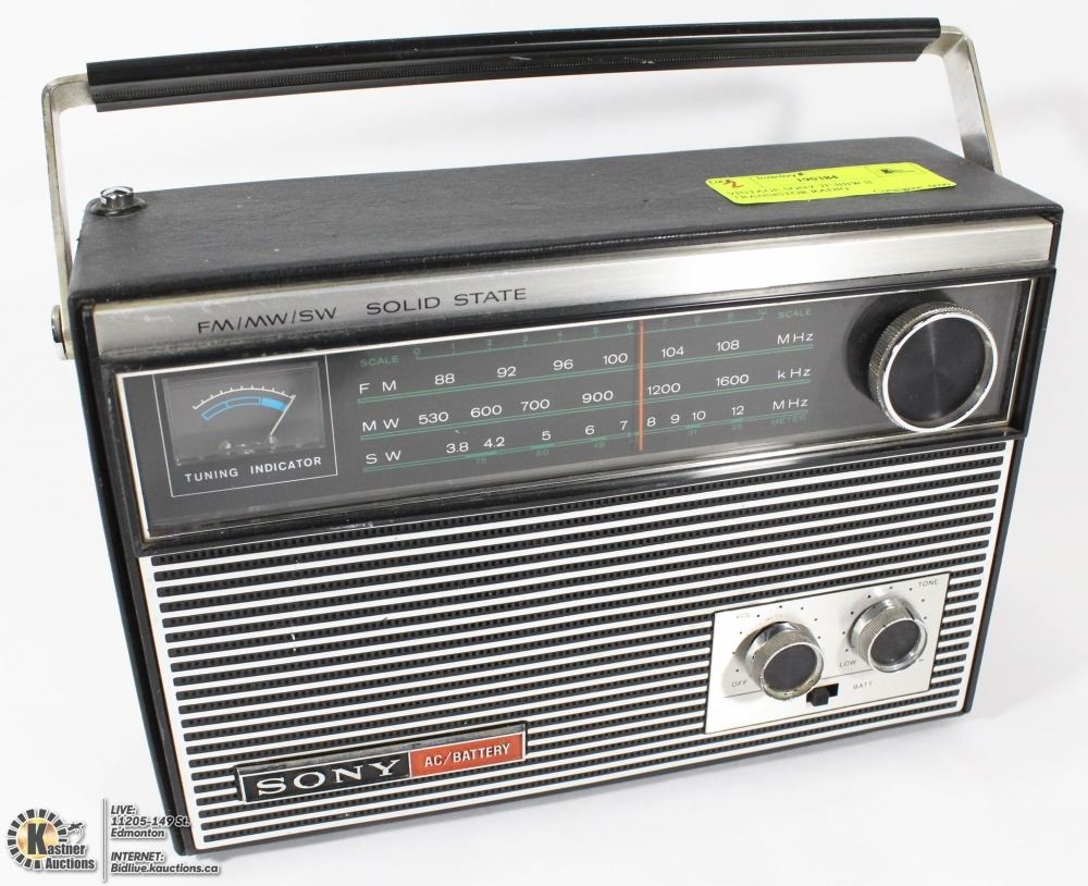 VINTAGE SONY 7F-BBW II TRANSISTOR RADIO