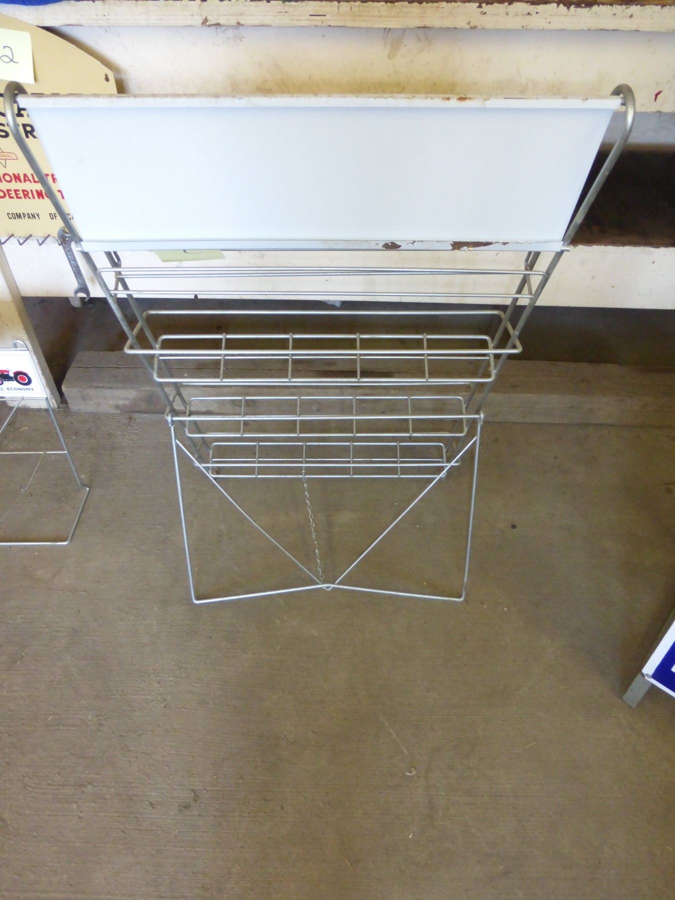 CASTROL OIL METAL DISPLAY STAND