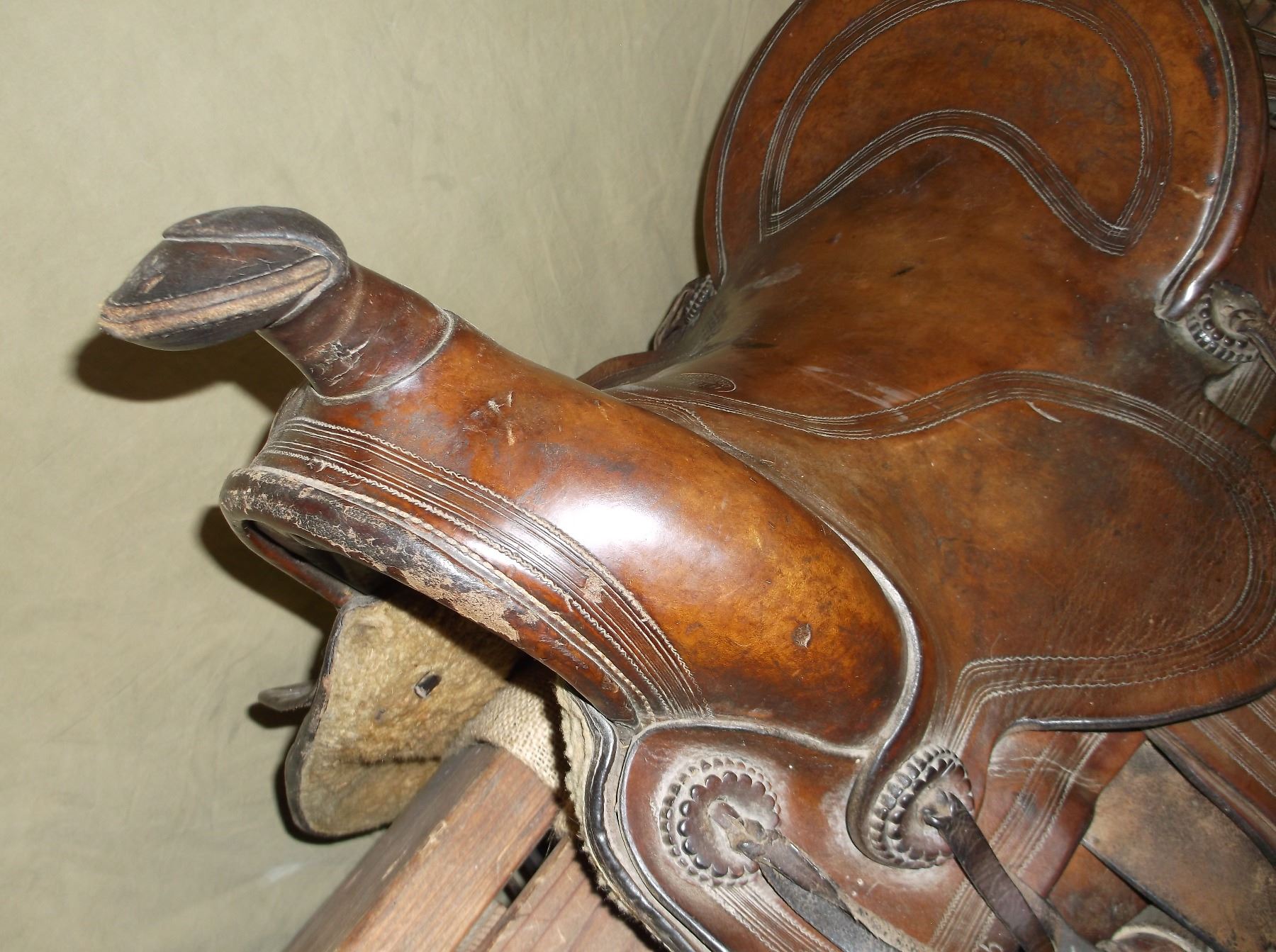 Marked HH Heiser Maker Denver Colo. Saddle- 15" Seat- Slick Fork ...