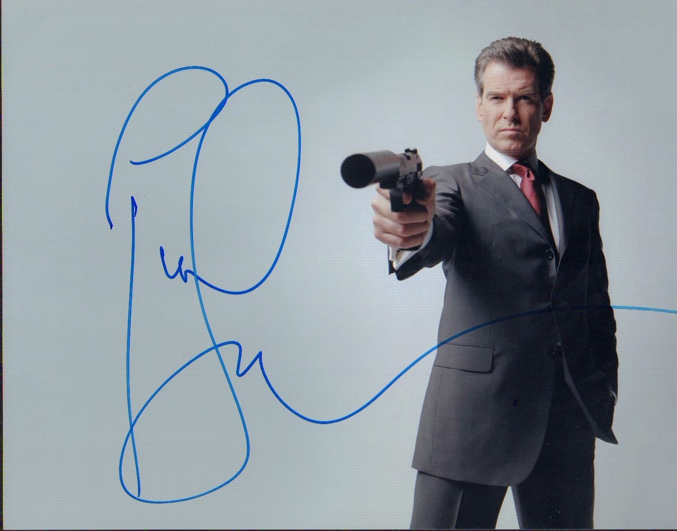 Pierce Brosnan James Bond 007 Signed 11x14 Photo