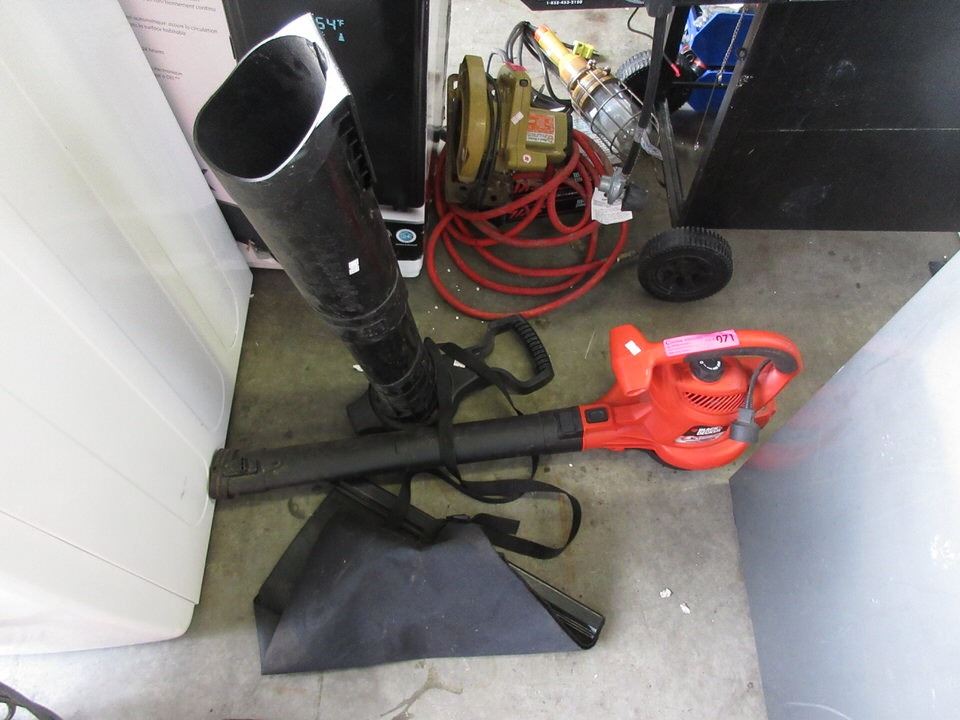 Black & Decker "Leaf Hog" Blower w/ Attachments