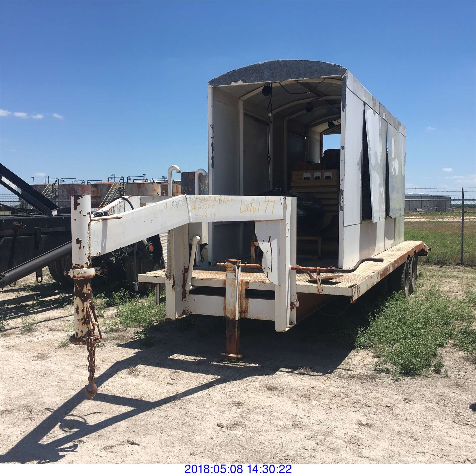 1980 - TRAILER FLATBED