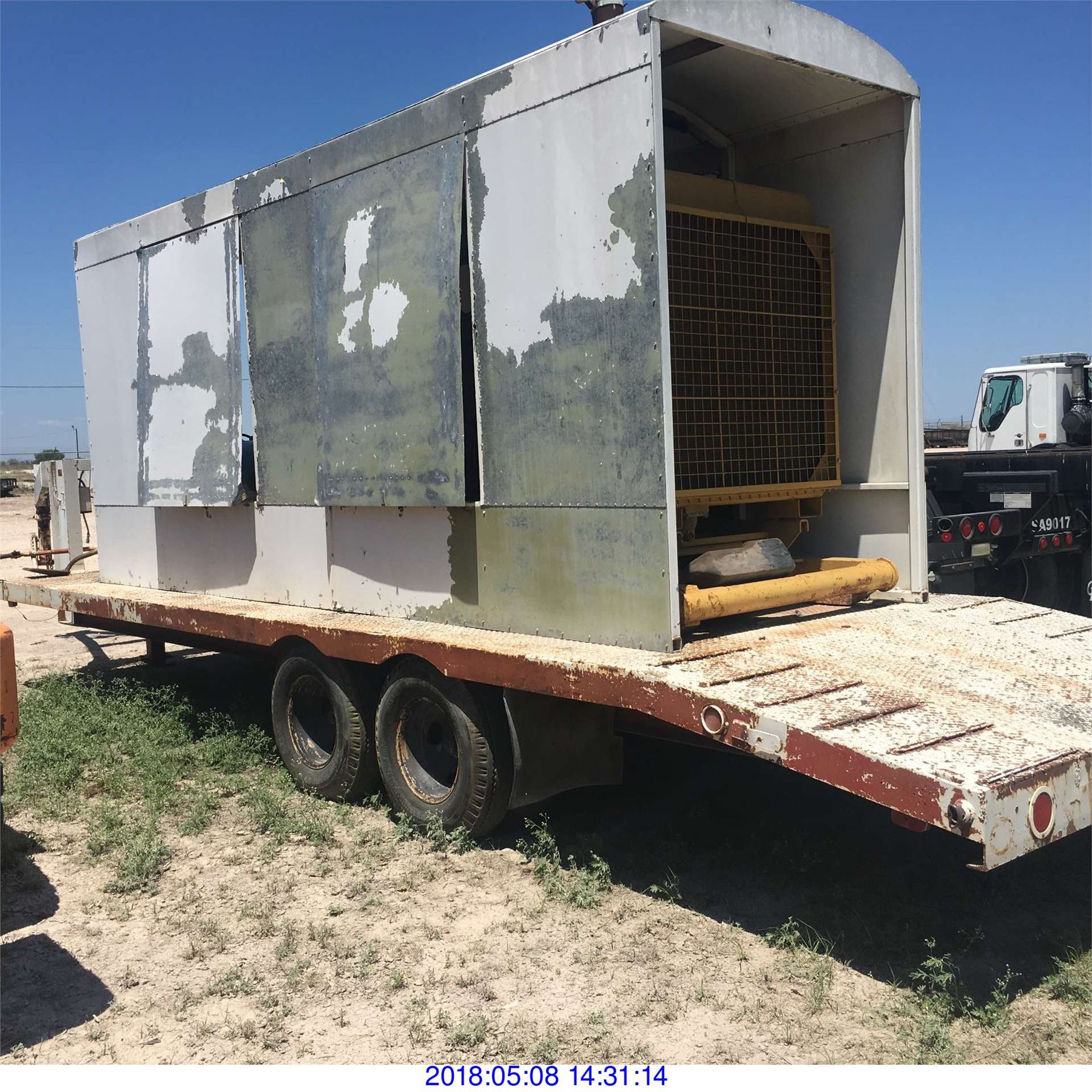 1980 - TRAILER FLATBED