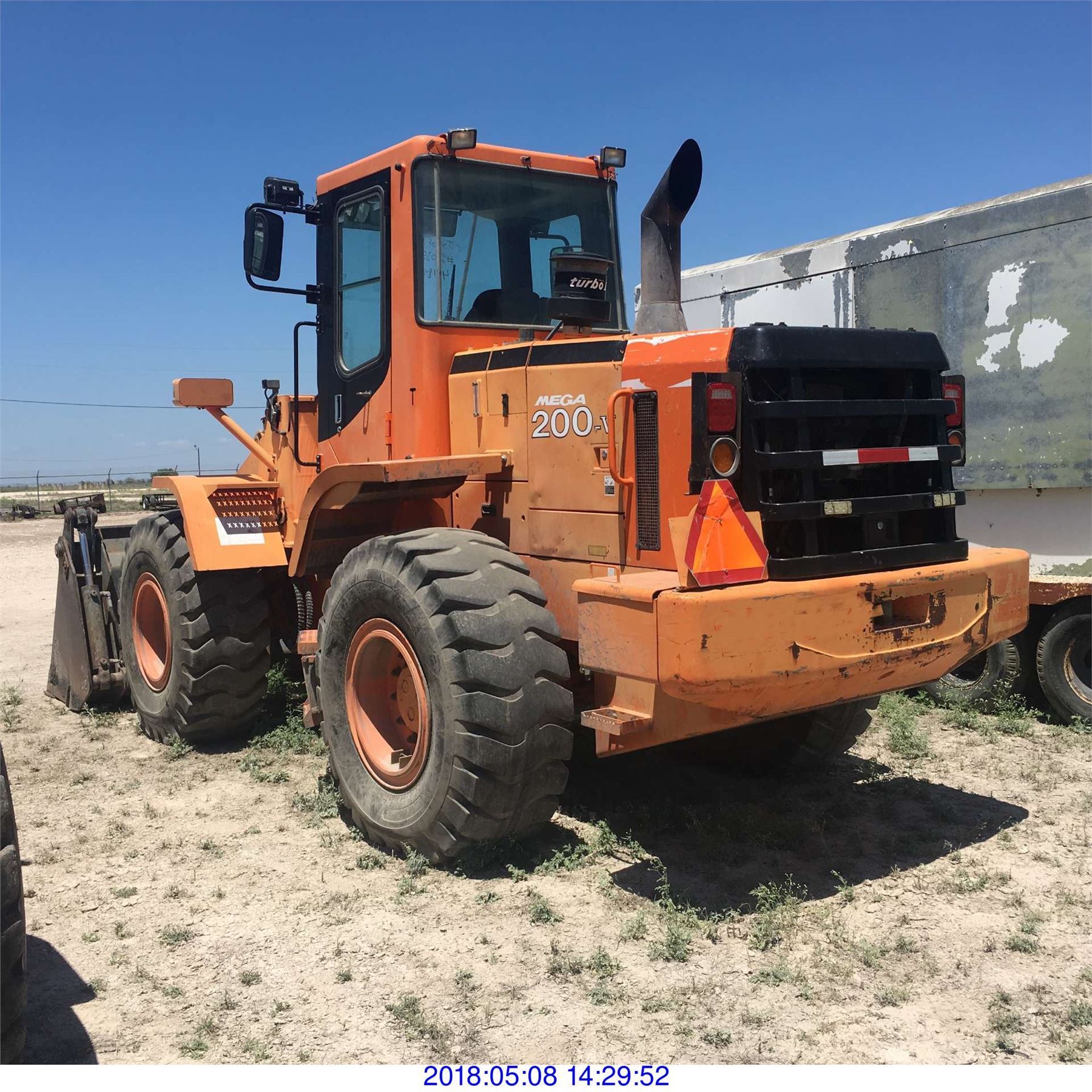 2006 - DOOSAN DAEWOO 200V FRONT END LOADER