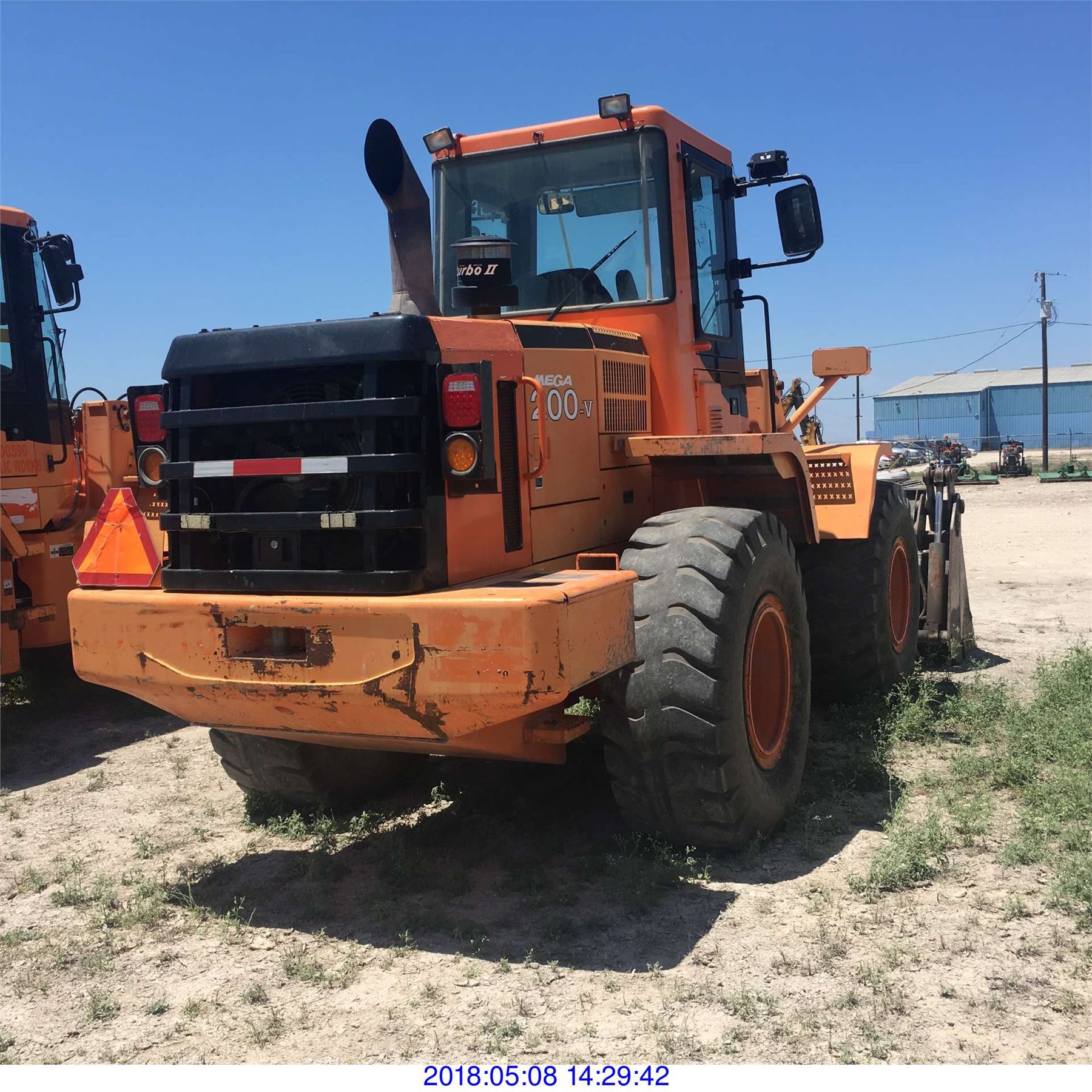 2006 - DOOSAN DAEWOO 200V FRONT END LOADER