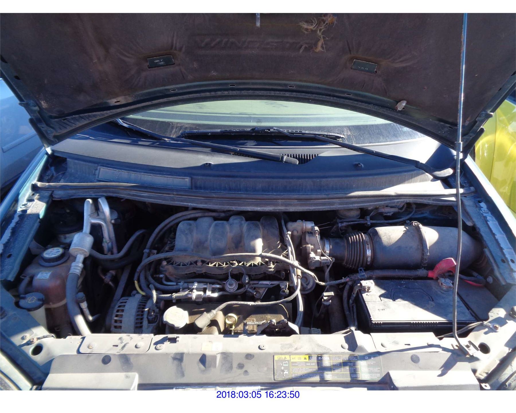 2001 - FORD WINDSTAR