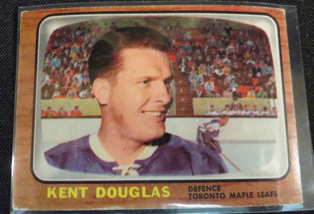 1966-67 Topps #82 Kent Douglas