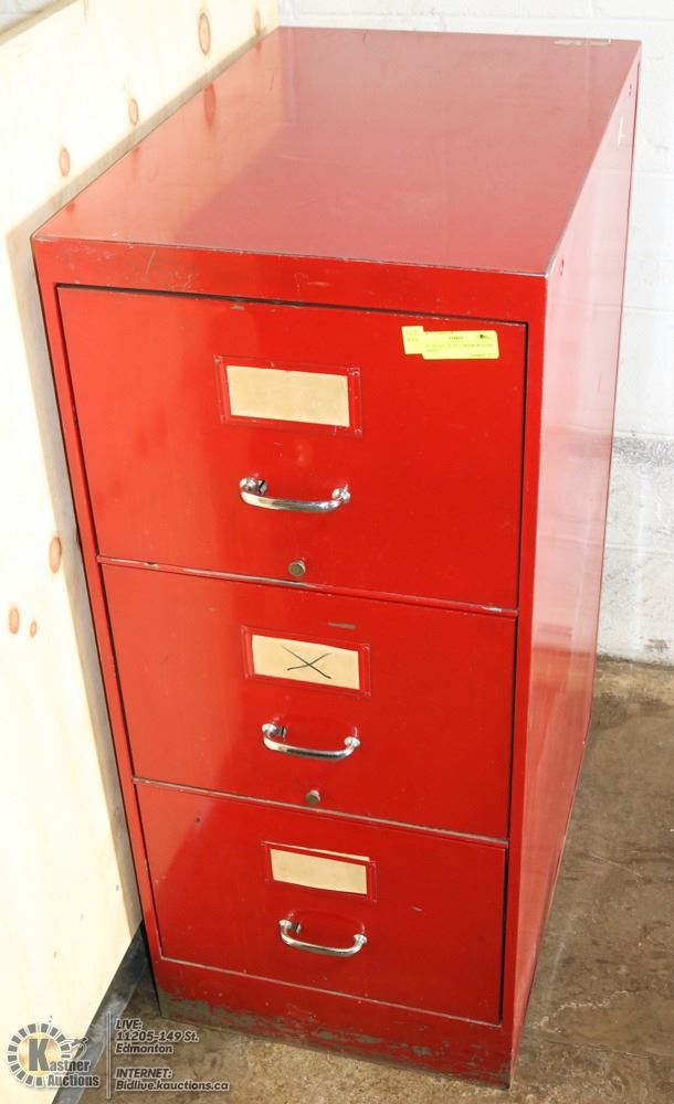 RED HEAVY DUTY 3 DRAWER FILING CABINET