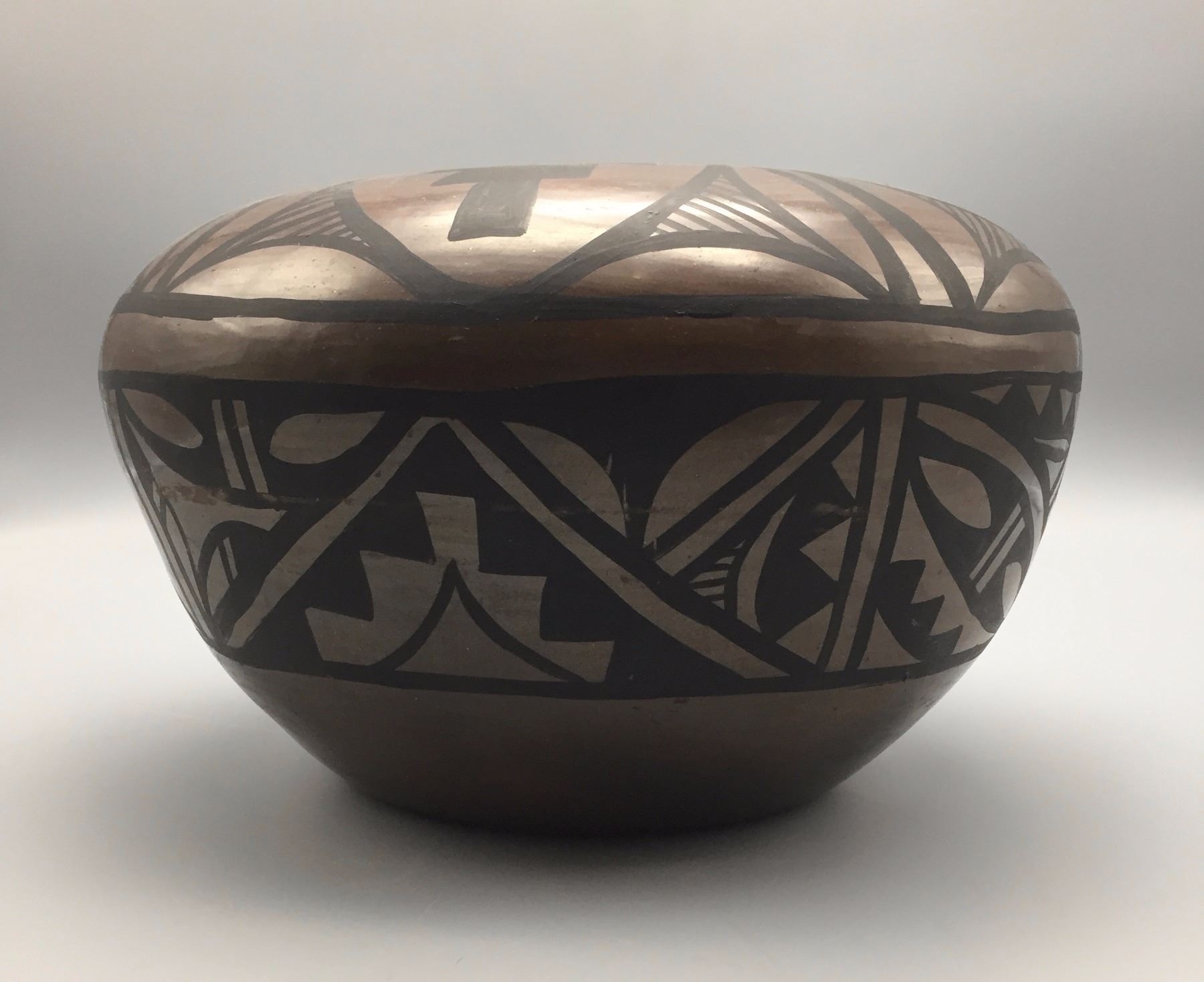 Unique! Isleta Pueblo Pottery Vessel - Diane Wade