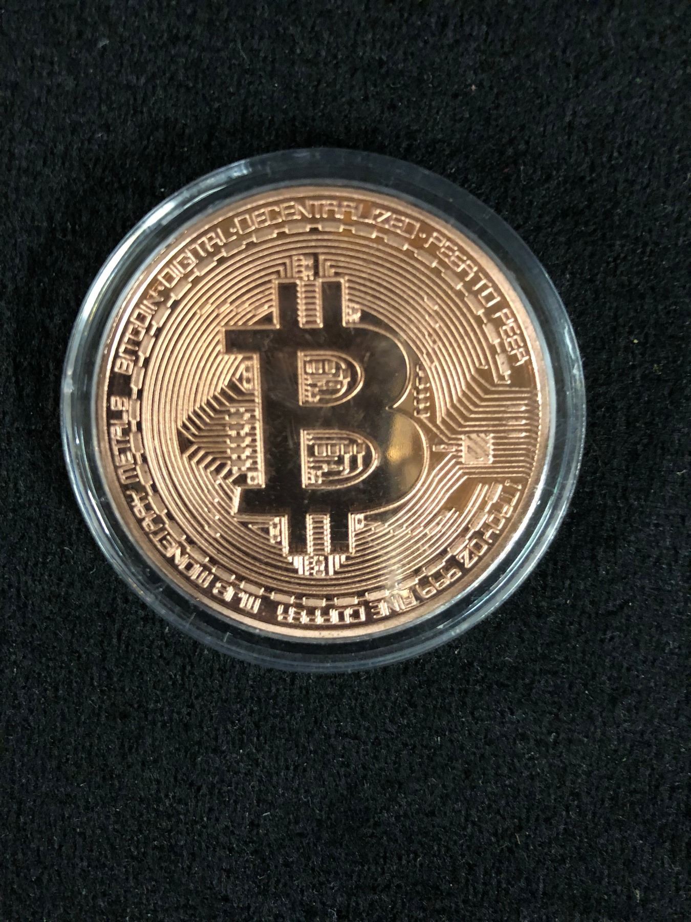 Bitcoin Commemorative Round Collectors Coin 24K gold-plated