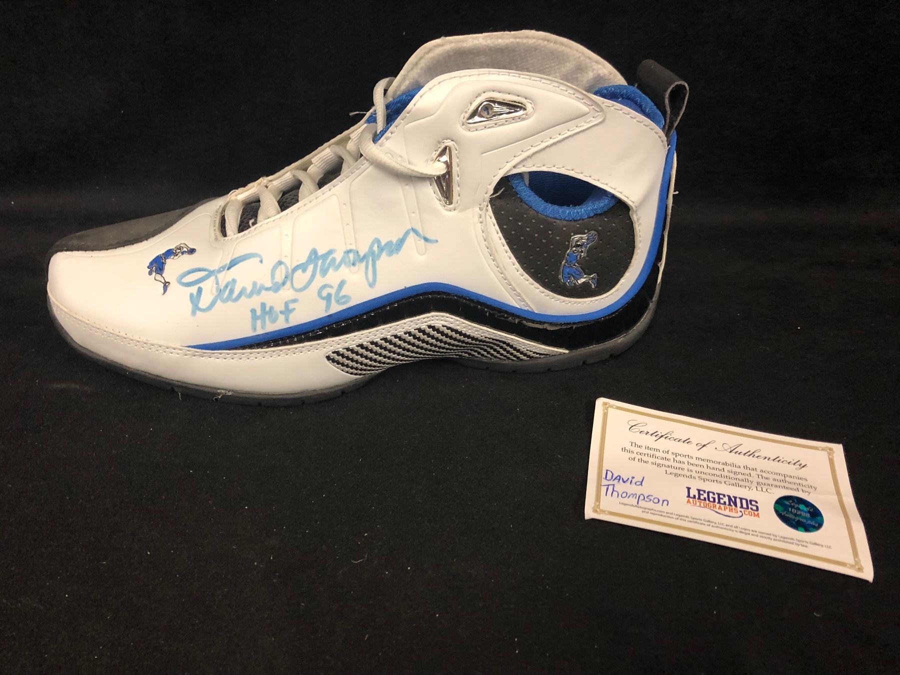 DAVID THOMPSON AUTOGRAPHED BASKETBALL SHOE W/ COA (INSCRIBED H.O.F 96)