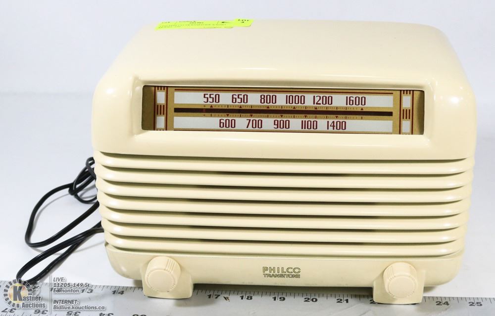 1946 PHILCO TRANSITONE RADIO MODEL 250.
