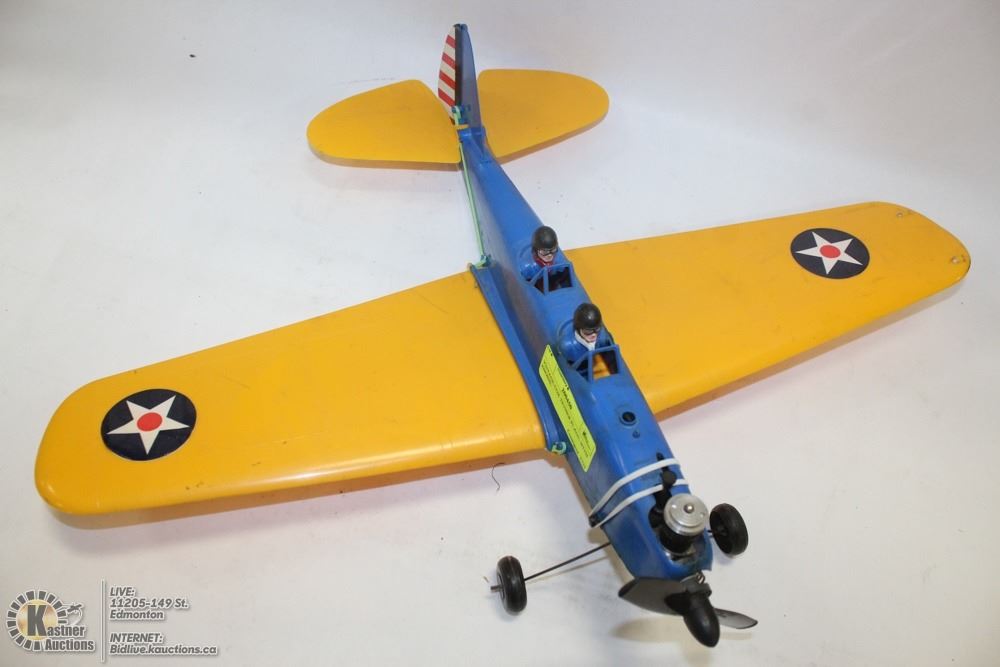 VINTAGE COX TETHER PLANE WITH ENGINE.