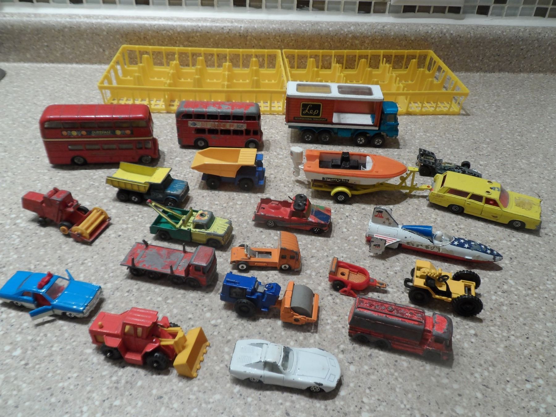 Lot Of 20 Vintage Matchbox Lesney Other Toy Cars Vehicles lot-of-20-vintage-matchbox-lesney-other-toy-cars-vehicles
