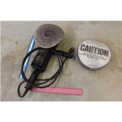 Black & Decker Sander/Polisher w/Sand Paper (Working)