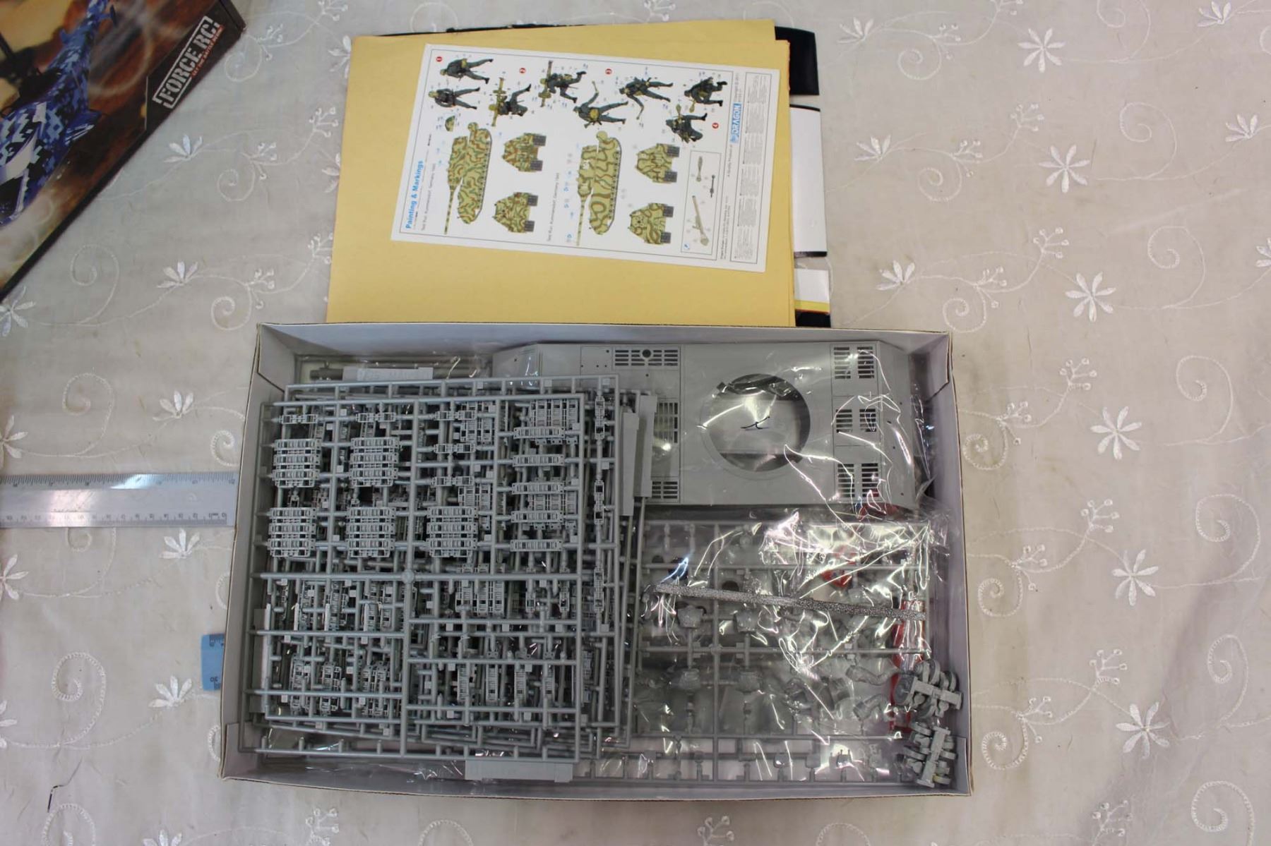 German Super Tank 'Maus' Model & A MH-35 Battle Helicopter