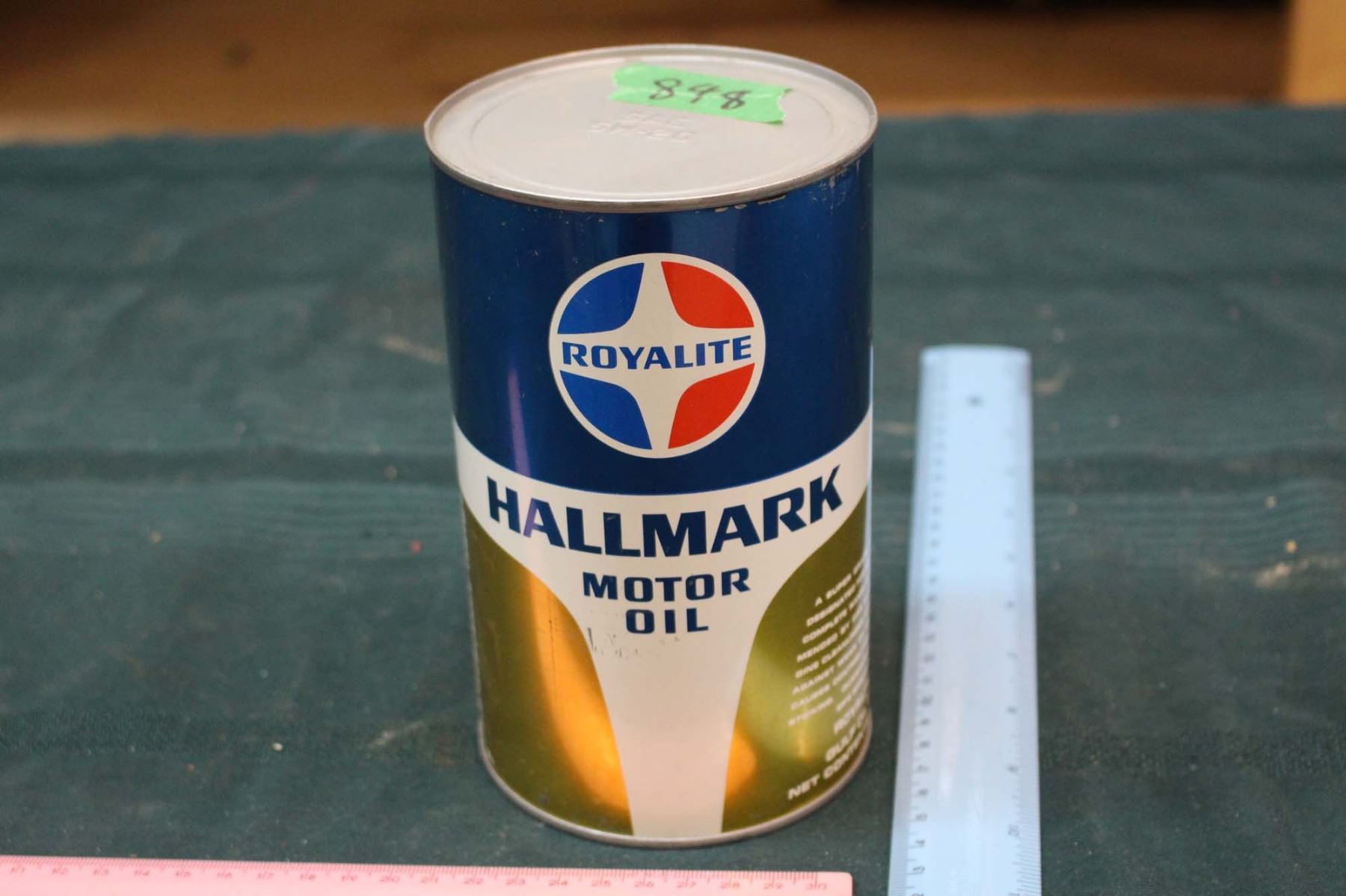 Royalite Hallmark Motor Oil 1 Quart Tin, Full, SW20