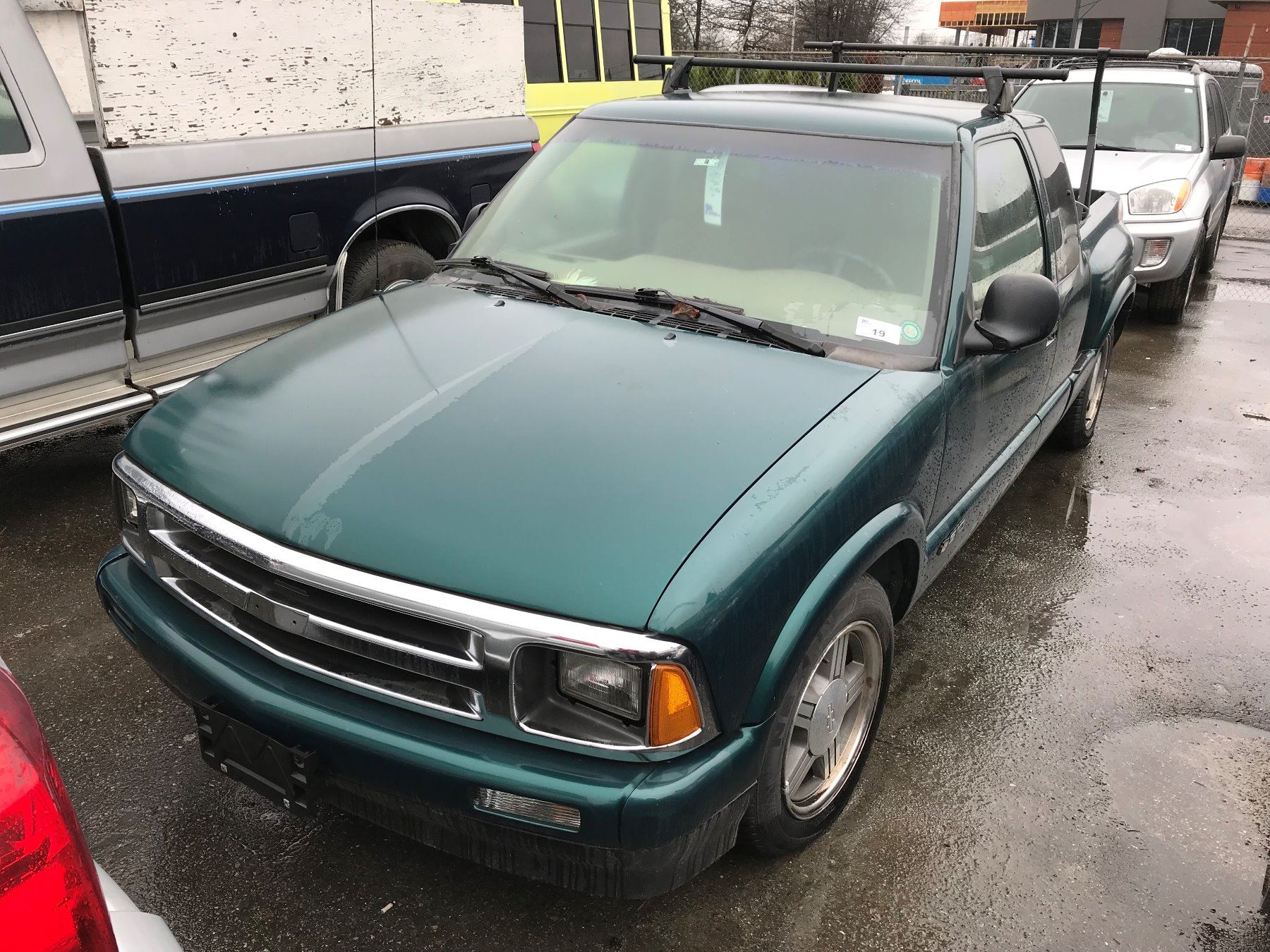 1997 CHEVROLET S 10 GREEN PICKUP GAS AUTOMATIC VIN 1997-chevrolet-s-10-green-pickup-gas-automatic-vin