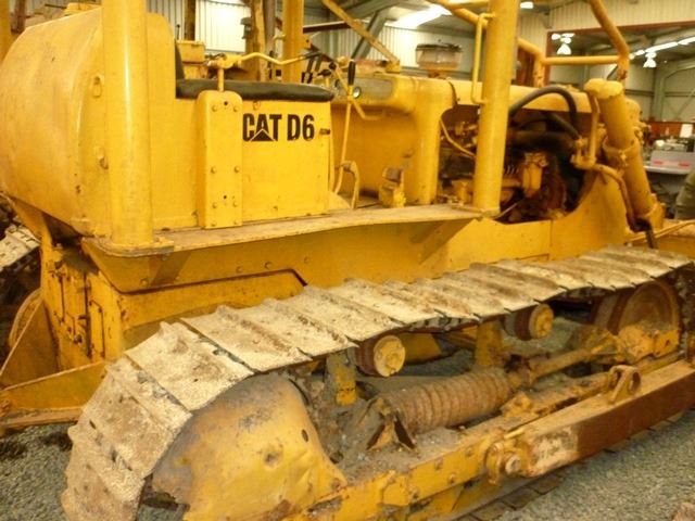 CAT D6B Bulldozer