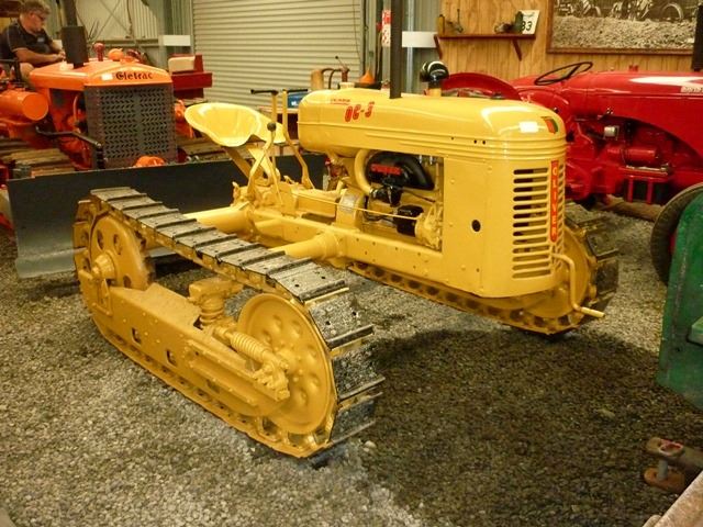Oliver OC3 Crawler Tractor
