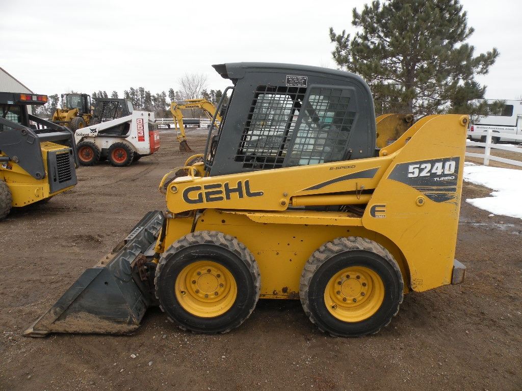 Gehl 5240 Turbo 2 spd SN#-GHL05240C00432252