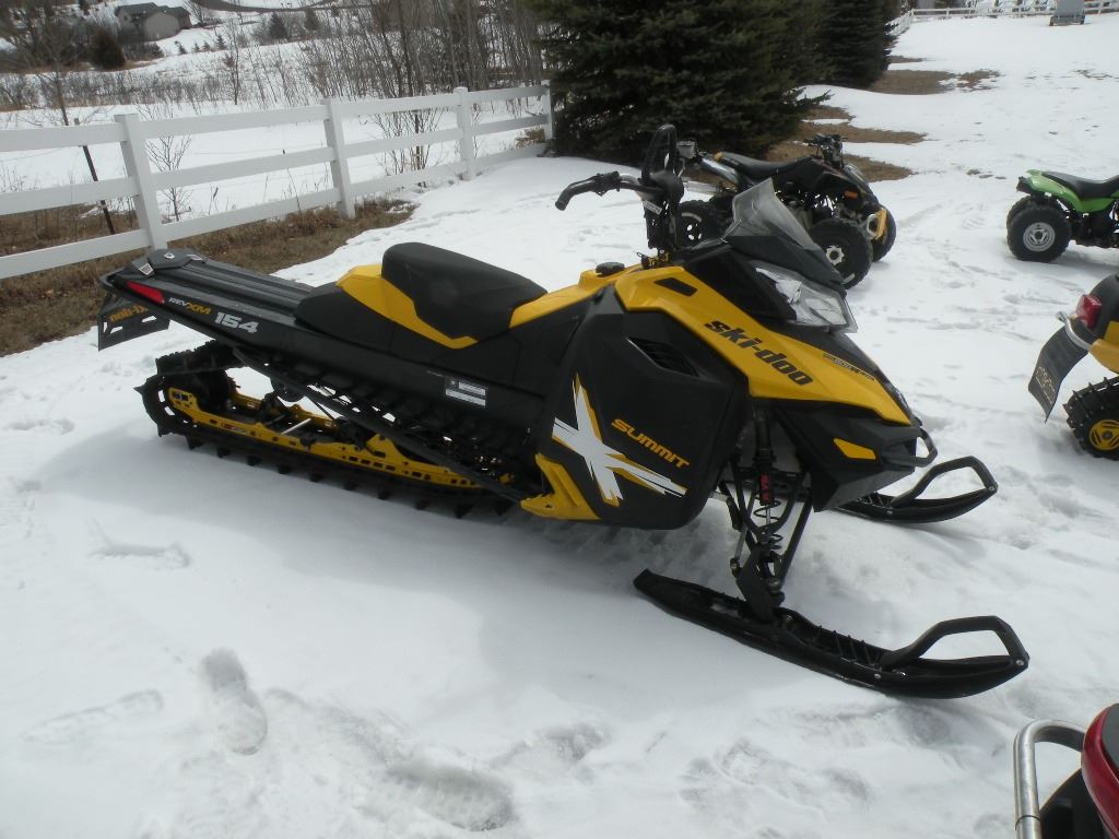 2013 Ski Doo Summit X 800 SN#-2BPSTCDA9DV000117
