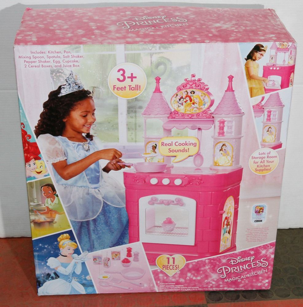 DISNEY PRINCESS MAGICAL KITCHEN PLAY SET