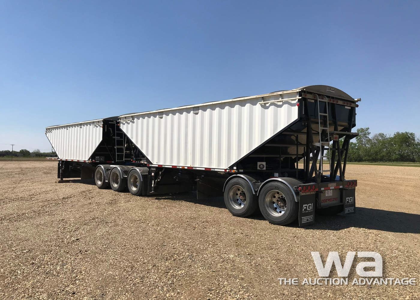 2014 LOAD KING SUPER B GRAIN TRAILERS 2014-load-king-super-b-grain-trailers
