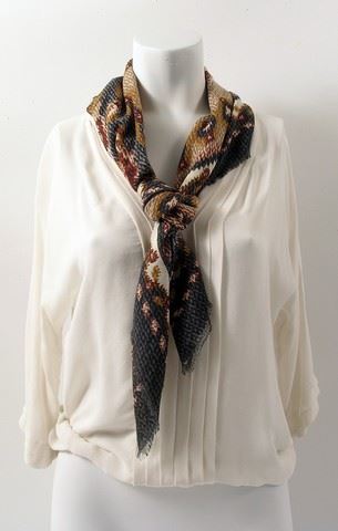 Now You See Me Henley Reeves (Isla Fisher) Movie Costumes