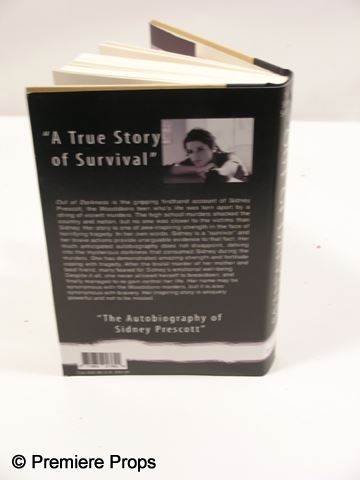 Scream 4 Sidney Prescott (Neve Campbell) Out of Darkness Book Movie Props