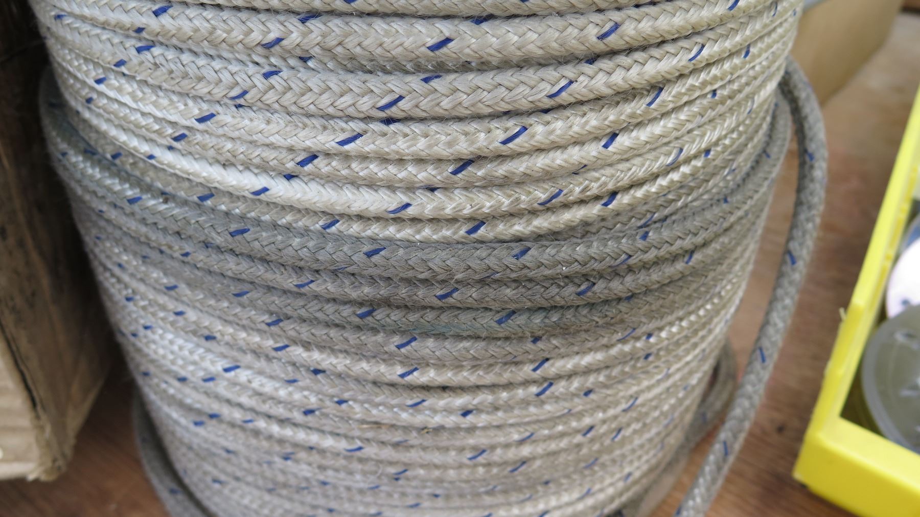 Spool Of 5 16 Double Braid Nylon Rope Oahu Auctions Spool Of 5 16 Double Braid Nylon Rope Oahu Auctions