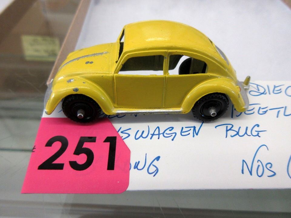 1960s Midge Toy Die-Cast VW Beetle Volkswagen Bug