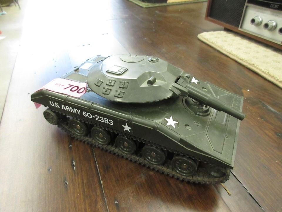 Vintage Radio Shack Army Tank