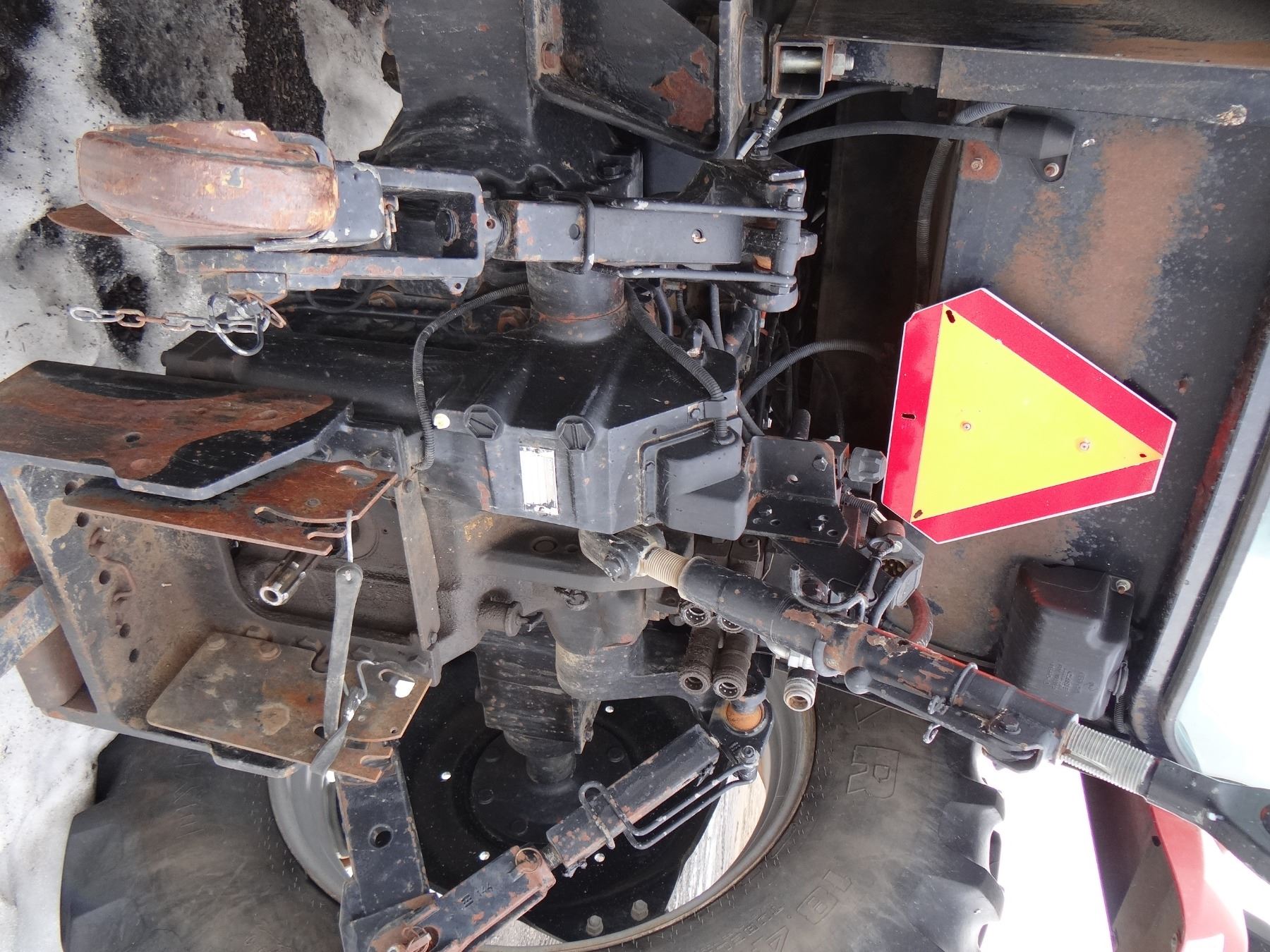 1998 Case IH MX120 tractor, MFWD, 8676 hrs., w/Case IH L300 loader ...