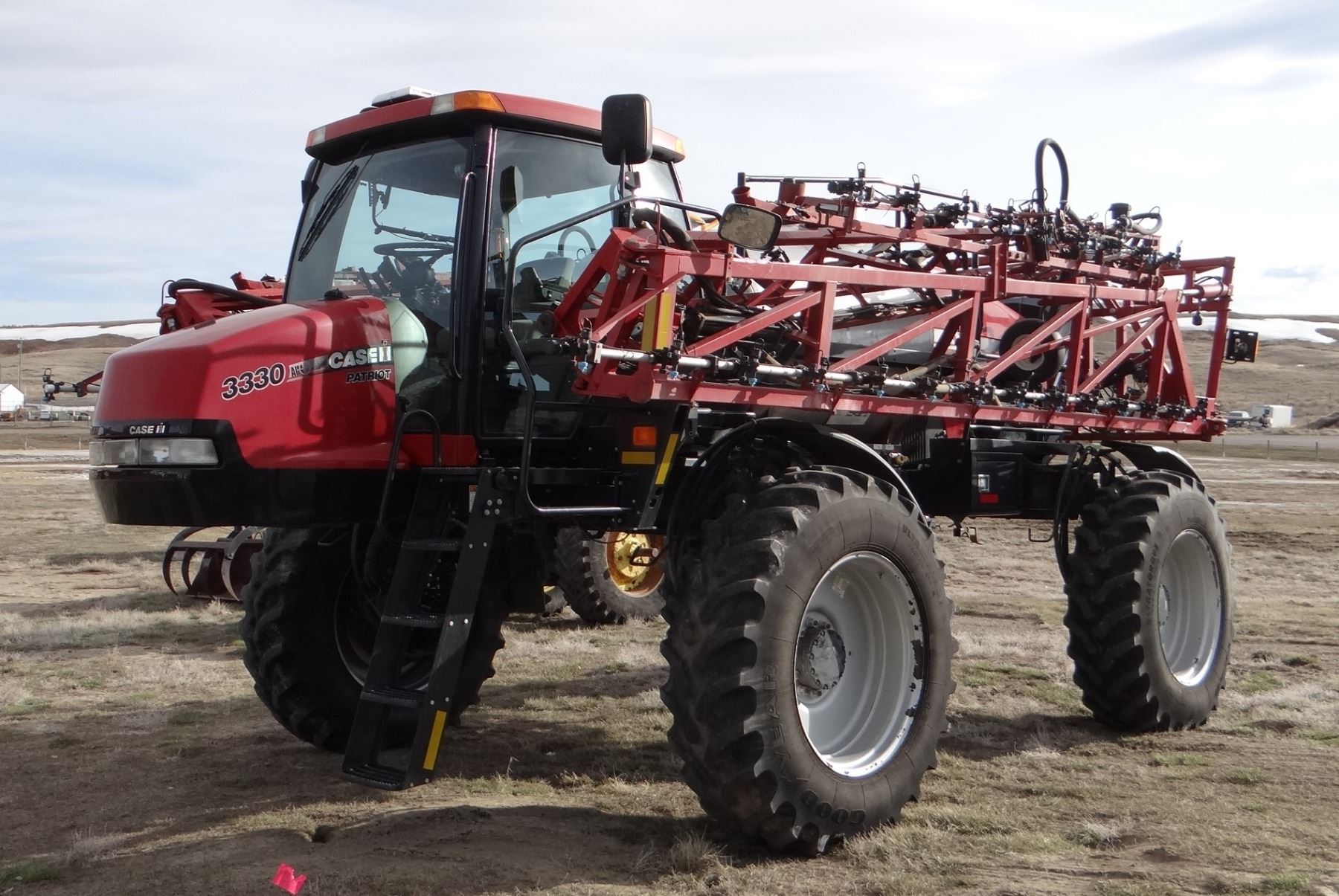 2009 Case IH Patriot 3330 sprayer, 2424 hrs., 120’, 1000 gal., hi-flo pump