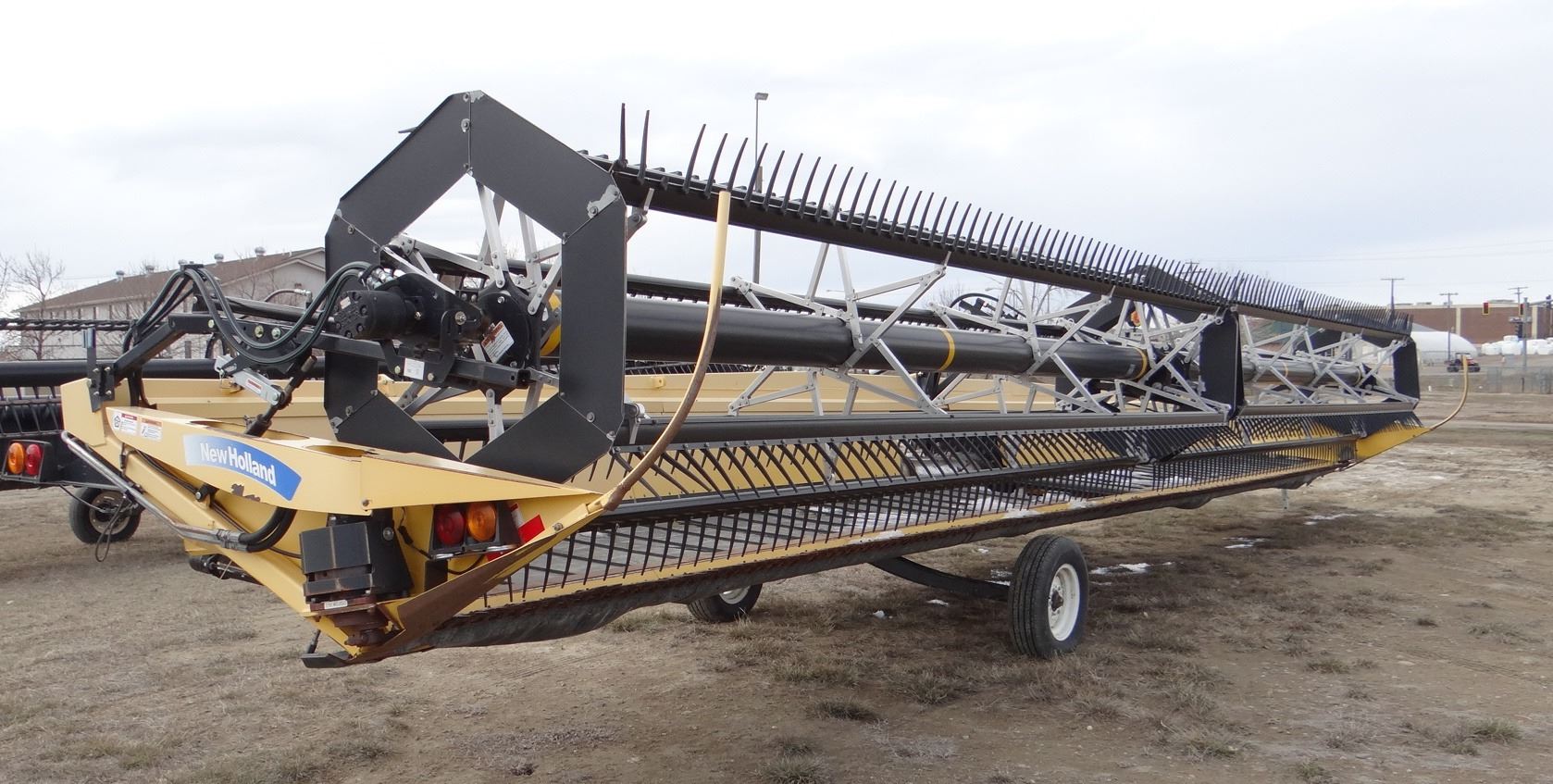 2012 New Holland 94C draper header, 42'