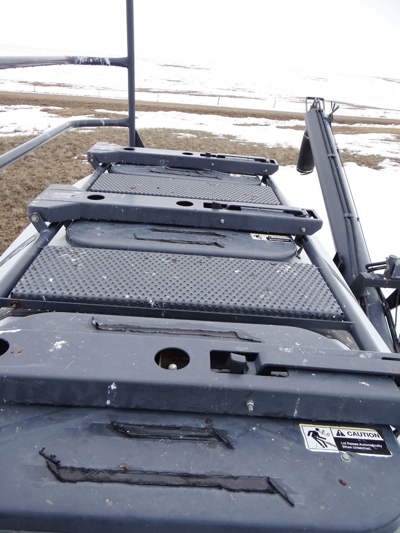 2012 CASE IH ATX700 air drill, 70’x10” spacing, w/Case IH 3430 TBT cart ...